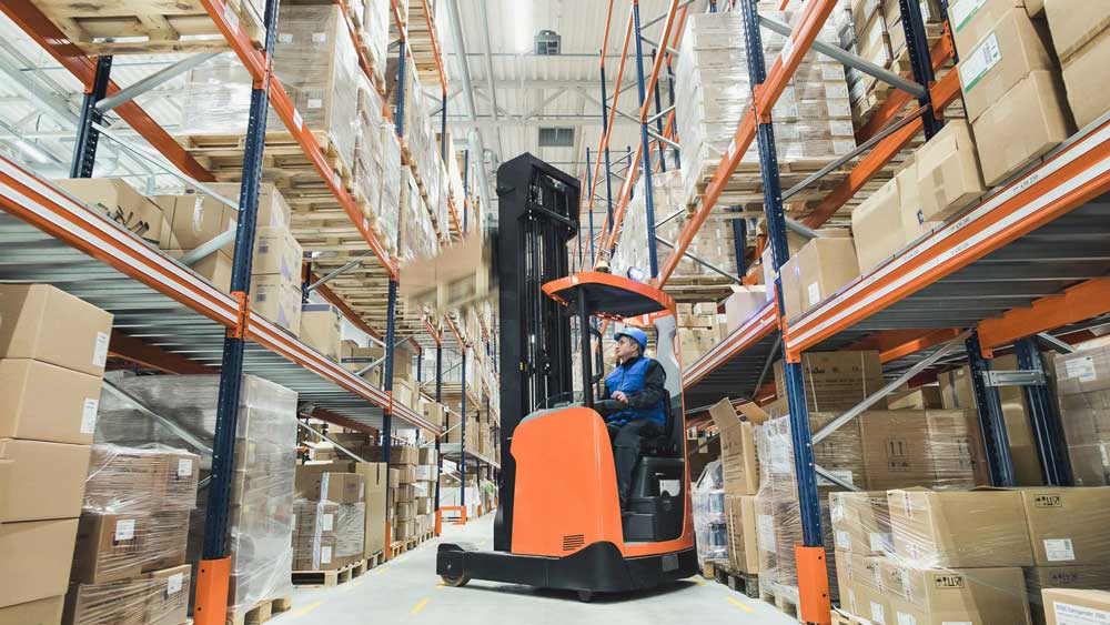 How Wide Should Warehouse Aisles Be