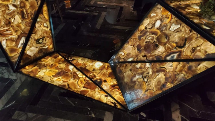 Luxury Villa interior translucent agate light brown Wall Decor Backlit ...