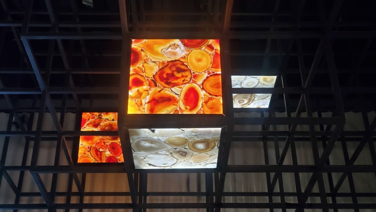 Luxury Villa interior translucent agate light brown Wall Decor Backlit ...