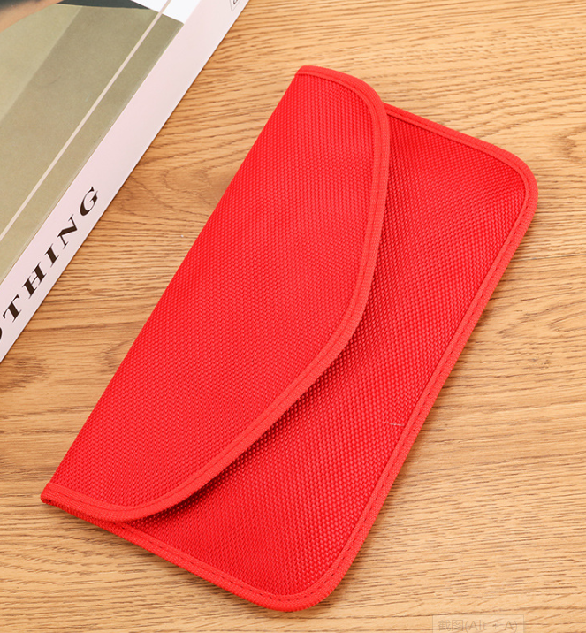 Mobile phone signal shielding bag