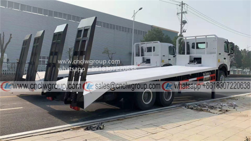 Sinotruk HOWO 10W 25 ton flatbed truck winch self loader howo self ...