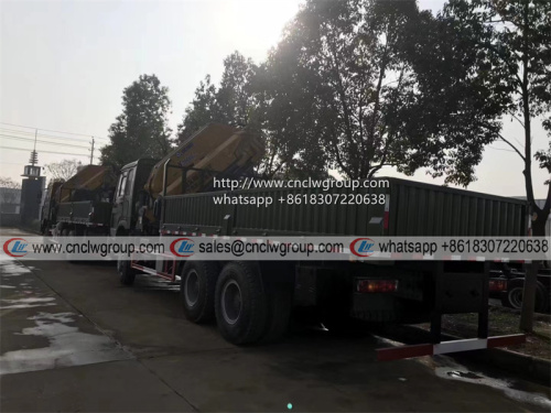 Military Green HOWO 6x6 AWD Knuckle Boom Truck mounted XCMG 25 Ton ...