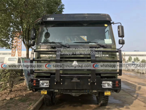 Military Green HOWO 6x6 AWD Knuckle Boom Truck mounted XCMG 25 Ton ...