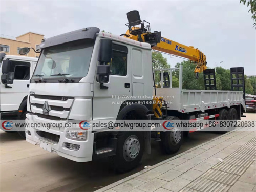 Sinotruk HOWO 12 wheeler boom truck with XCMG 12 ton telescopic boom ...