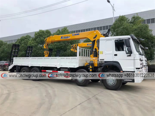 Sinotruk HOWO 12 wheeler boom truck with XCMG 12 ton telescopic boom ...