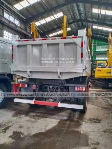 Brand new ISUZU Forward 10 ton tipping dumper 8cbm tipper truck cost ...