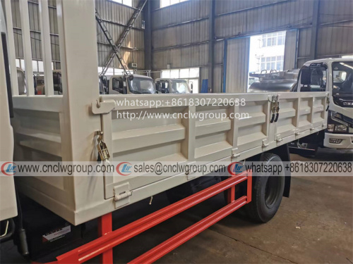 Jiangxi ISUZU JMC brand 4.5m 3-5 ton load cargo truck dropside lorry ...