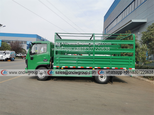 Dongfeng Euro5 14ft high fence logistic lorry grain transport cargo truck