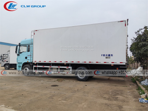 SHACMAN L5000 10t Refrigerator Truck 6.8m Refrigerated Van Cargo Trucks
