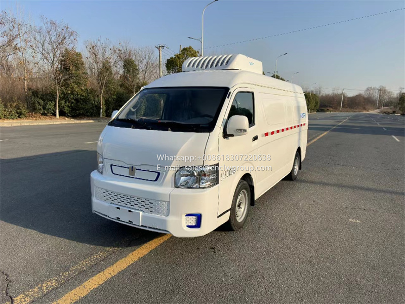 GEELY E6 Electric Refrigerator Van Car 6cbm box volume -15℃ cooling system