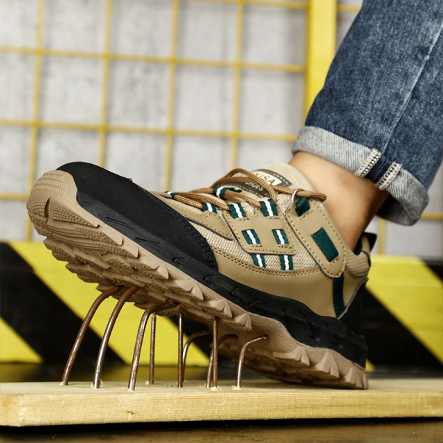 New safety shoes can accept custom outdoor hiking steel toe safety shoes