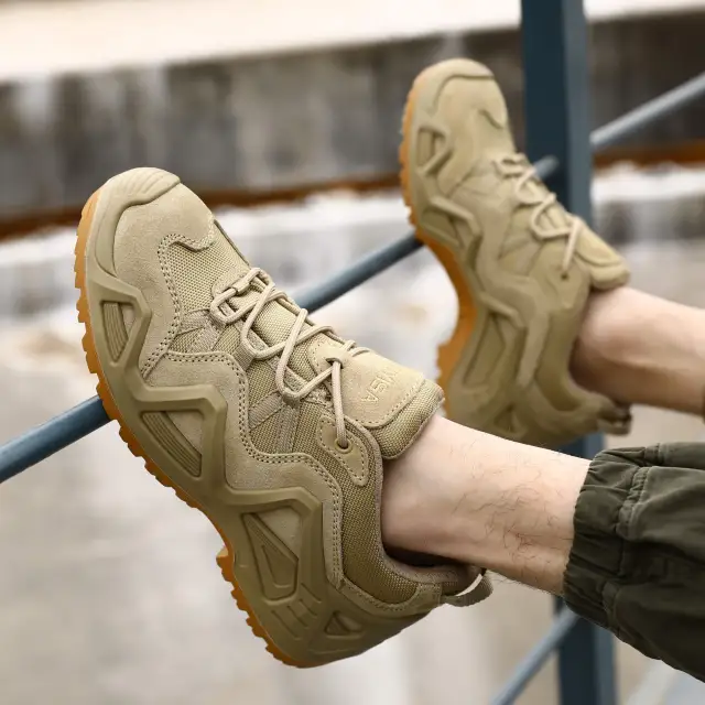 Lightweight safety shoes for outdoor hiking European standard steel toe ...