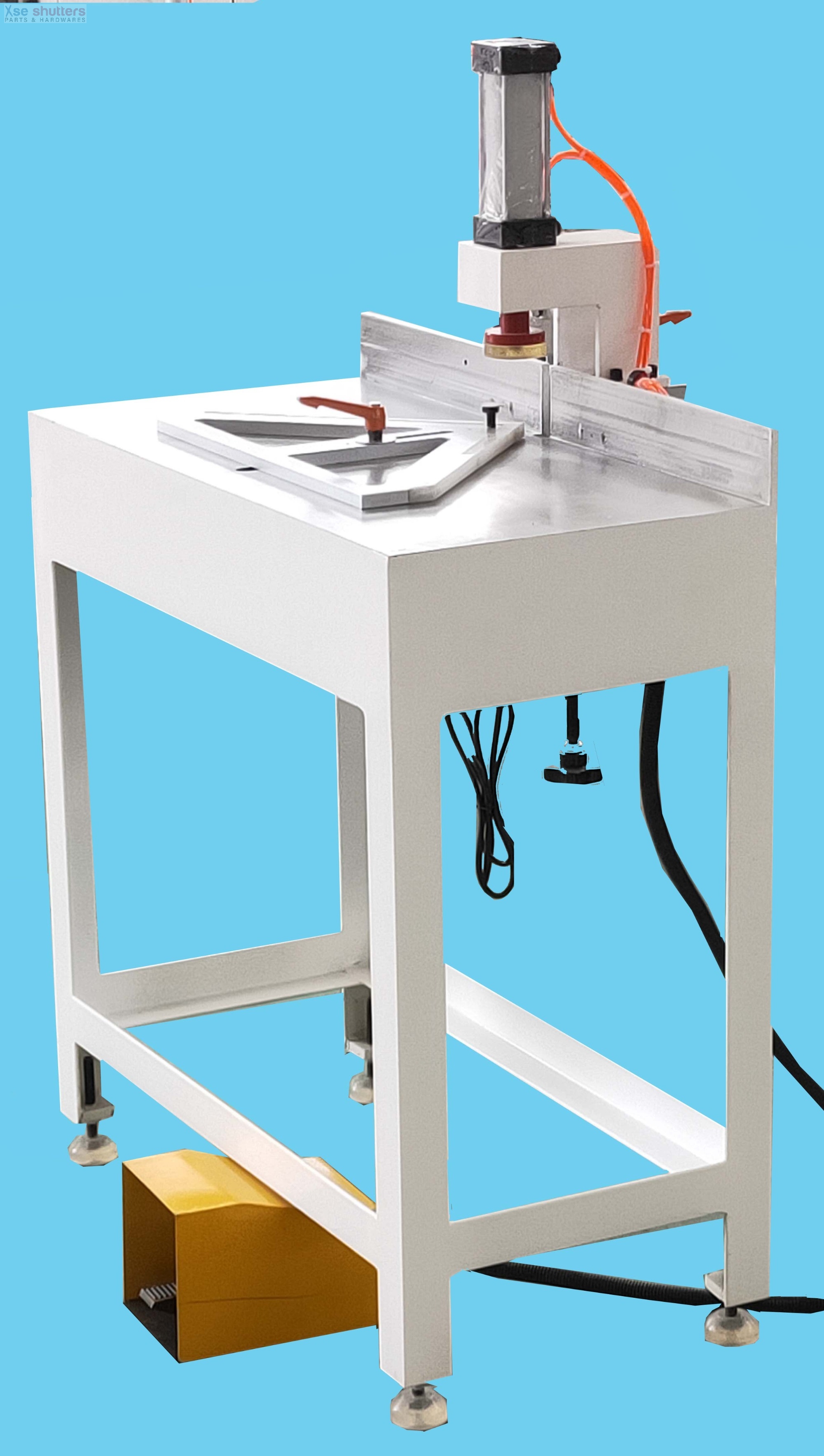 Dovetail tenoning machine