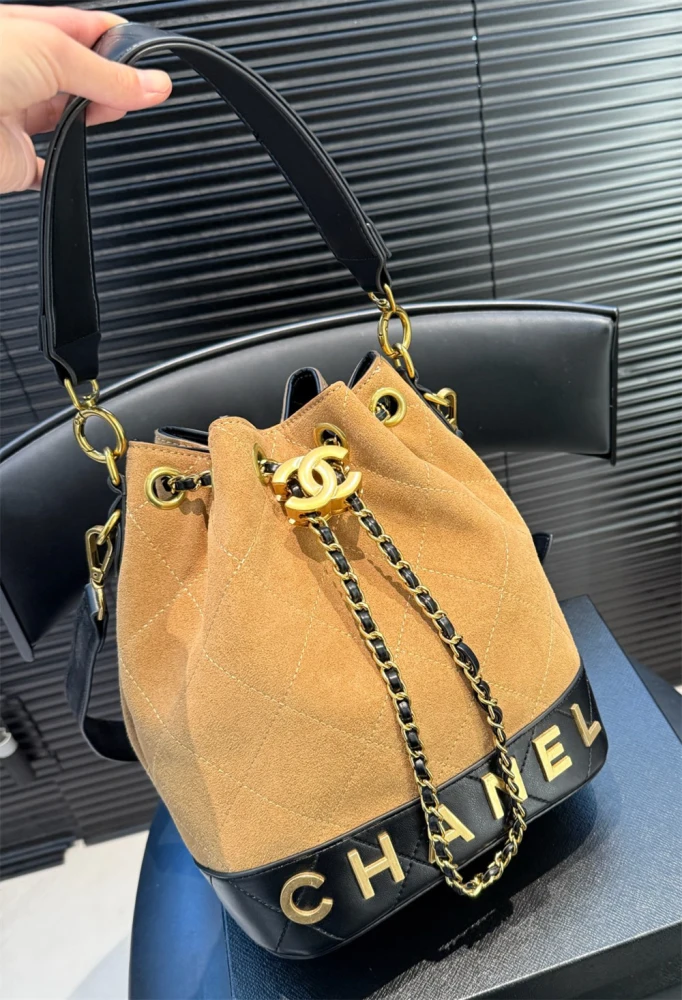 High quality bucket bag size:21*25cm CHL #29977