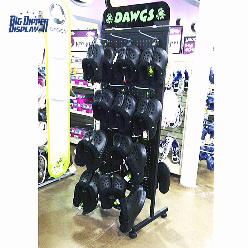 BDD-FF31 High Quality Metal Flip Flop Display Rack Beach Slippers ...