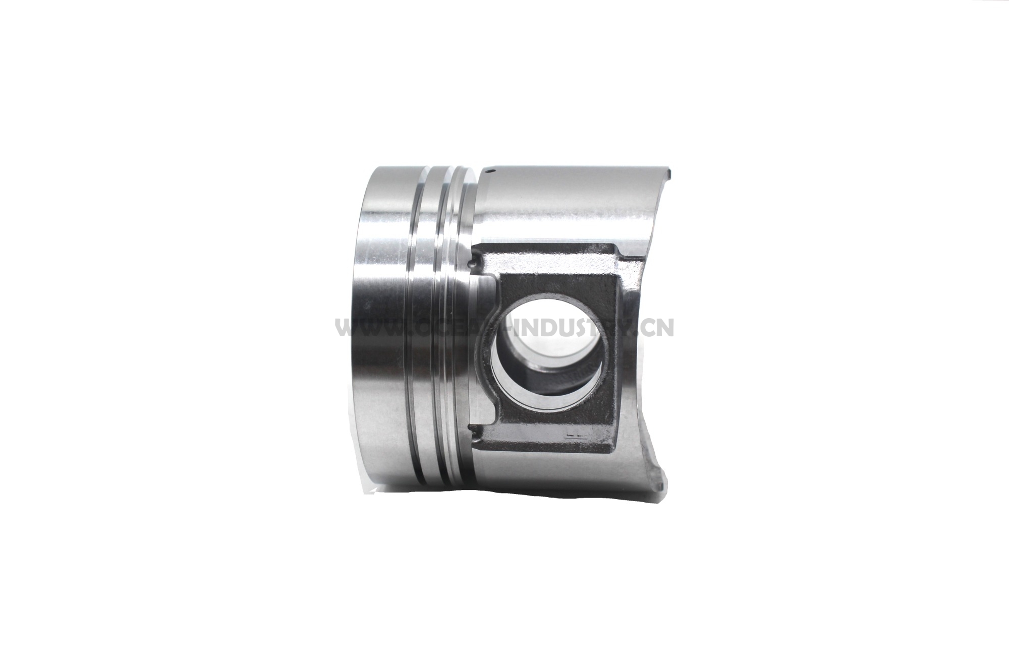 4D95 B3.3 Piston without Alfin C6205312190
