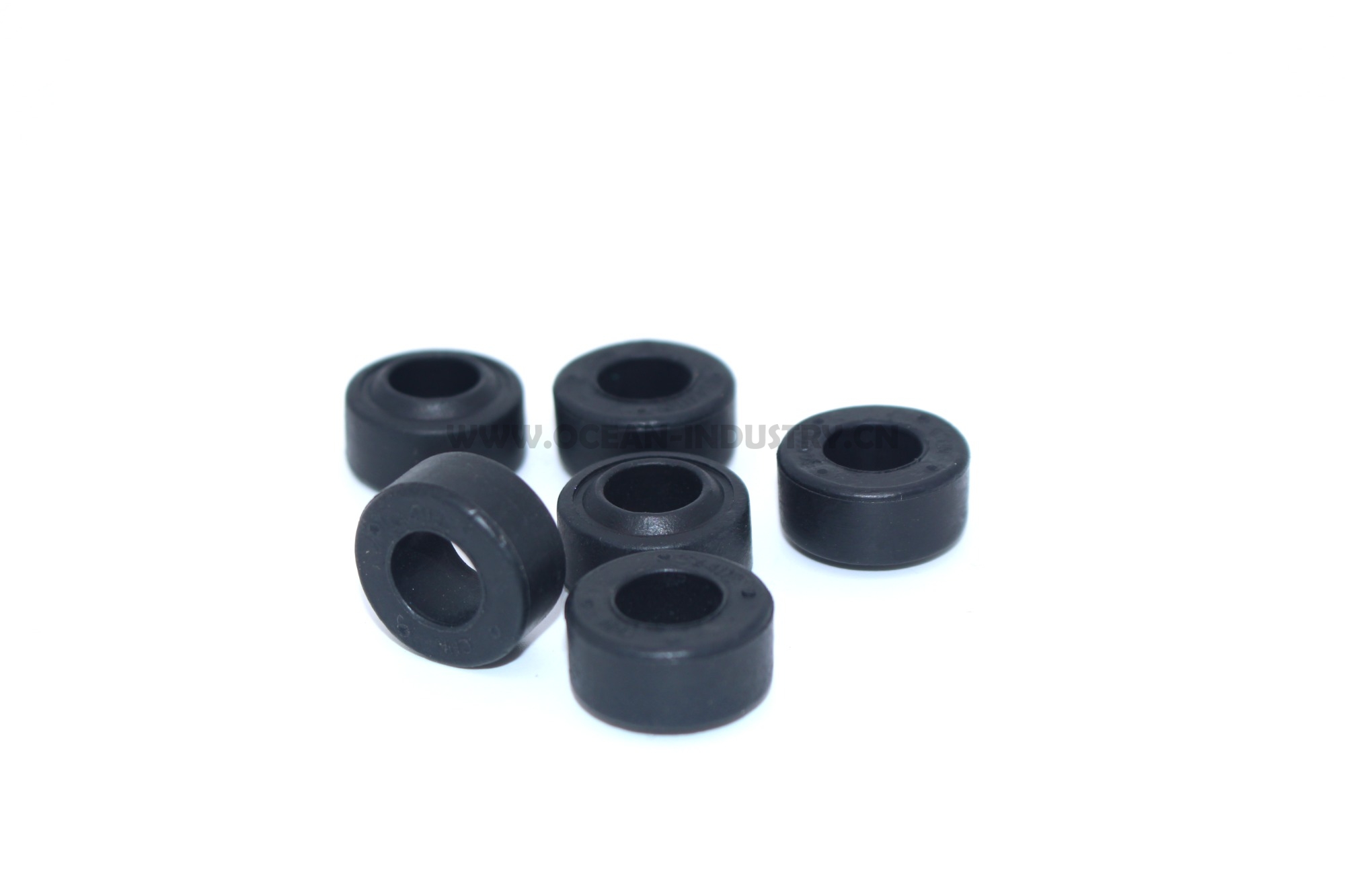 5441191 Isolator, Noise for 6BT 6D114