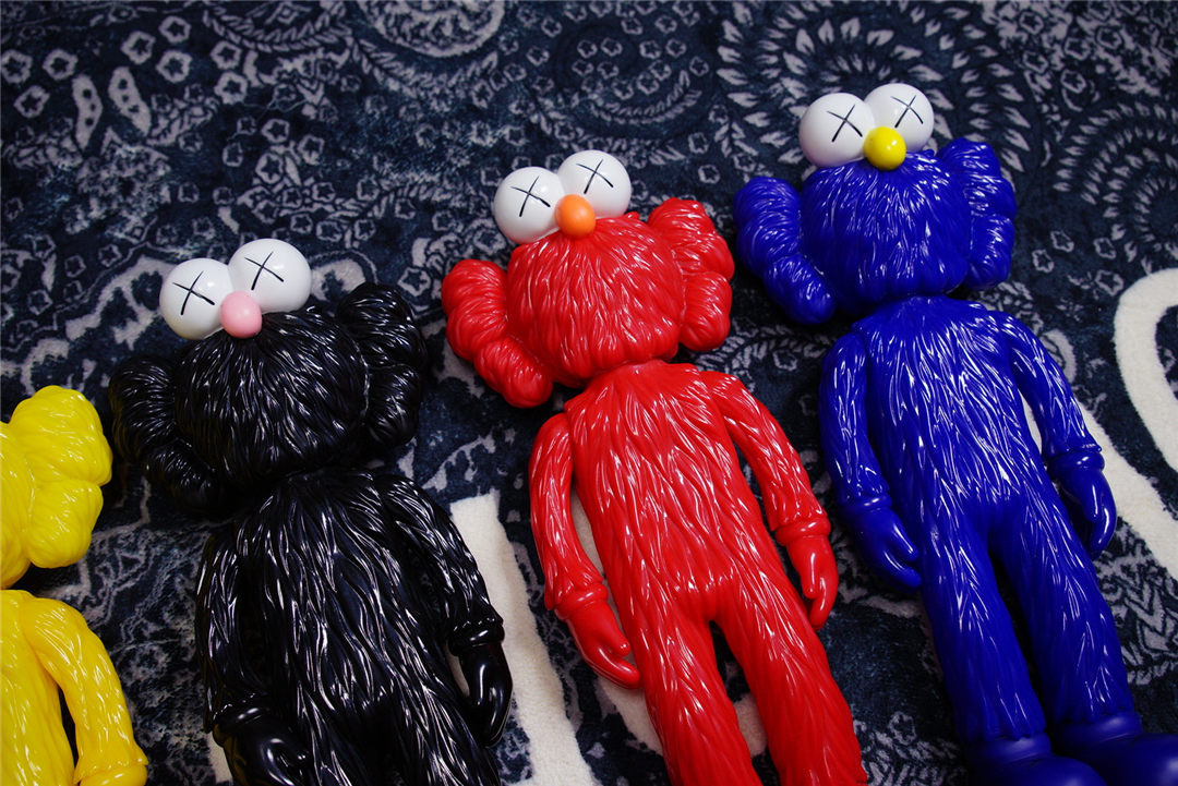 Free Shipping Kaws x Sesame Street Figure 5 Colors