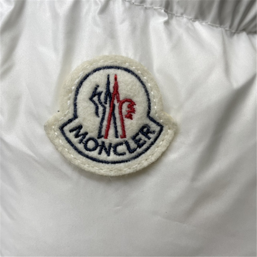 Moncler Duck Hood Down Jacket 2 Colors