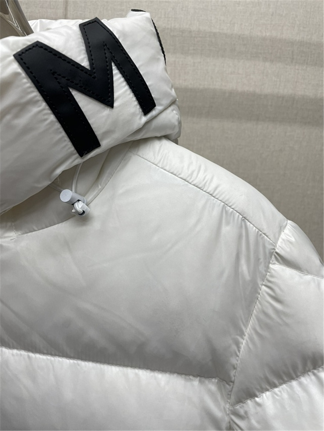 Moncler Duck Hood Down Jacket 2 Colors