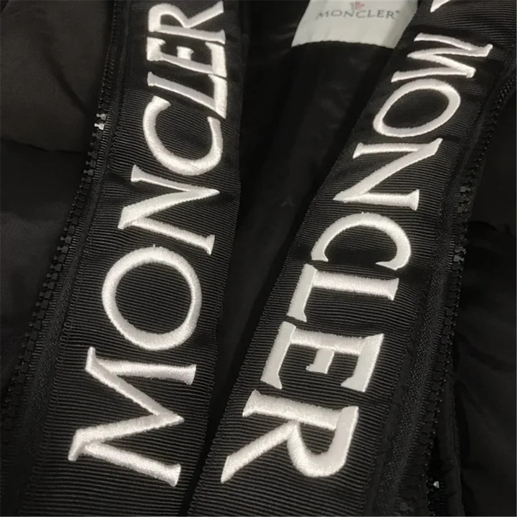 Moncler Inside Letters Down Jacket Black Color
