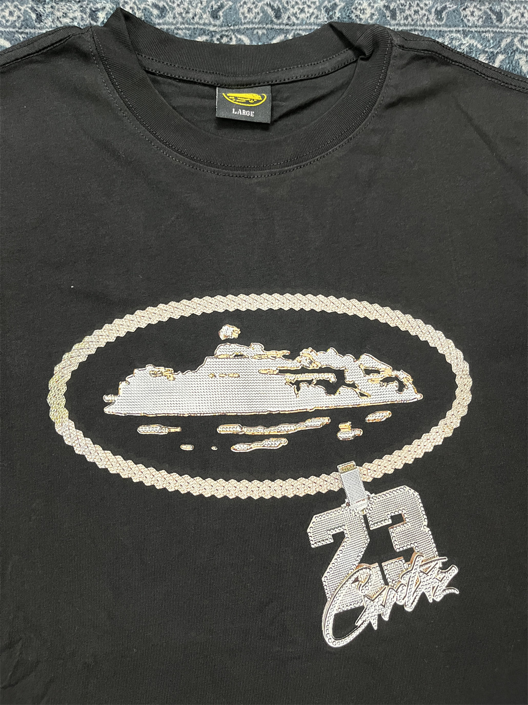 Corteiz UKDrill Gold Chain 23 T-Shirt White Black