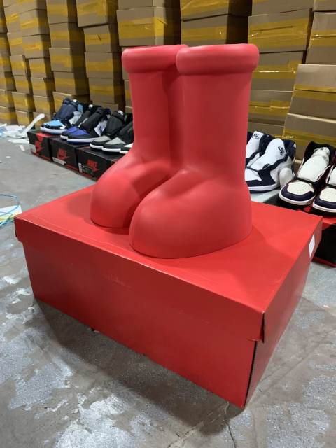 Astro Boy red boots (no box)