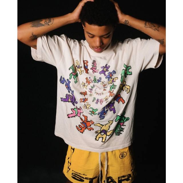 Hellstar Studios Globe Letters Walk Tee