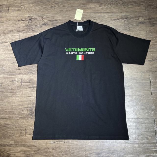 Vetements Tee T-Shirt