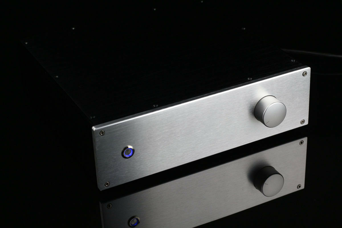 Finished HIFI Ground Grid GG Stereo Tube Preamplifier