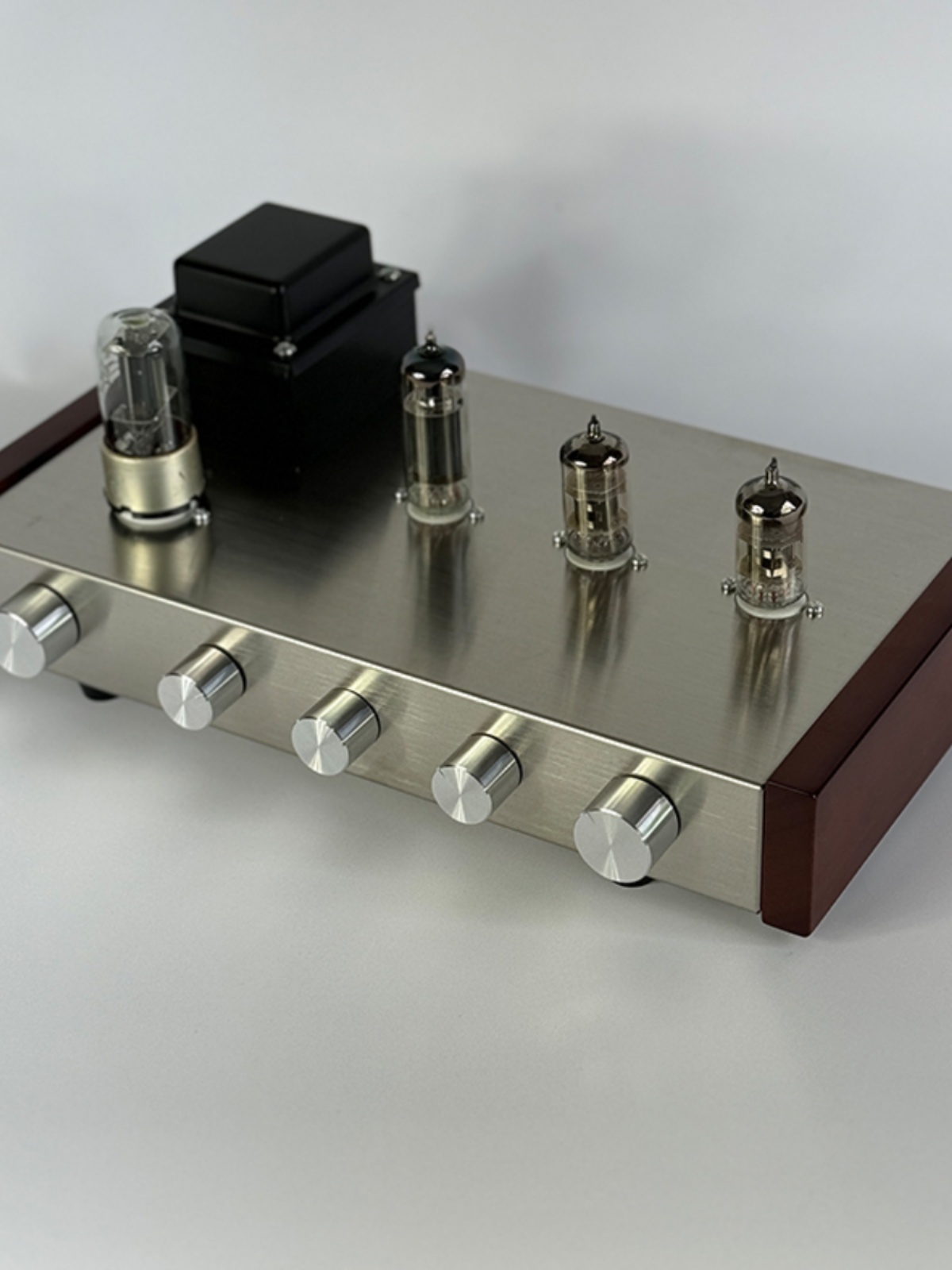 12ax7 Tube Pre-amplifier with Treble Bess Control