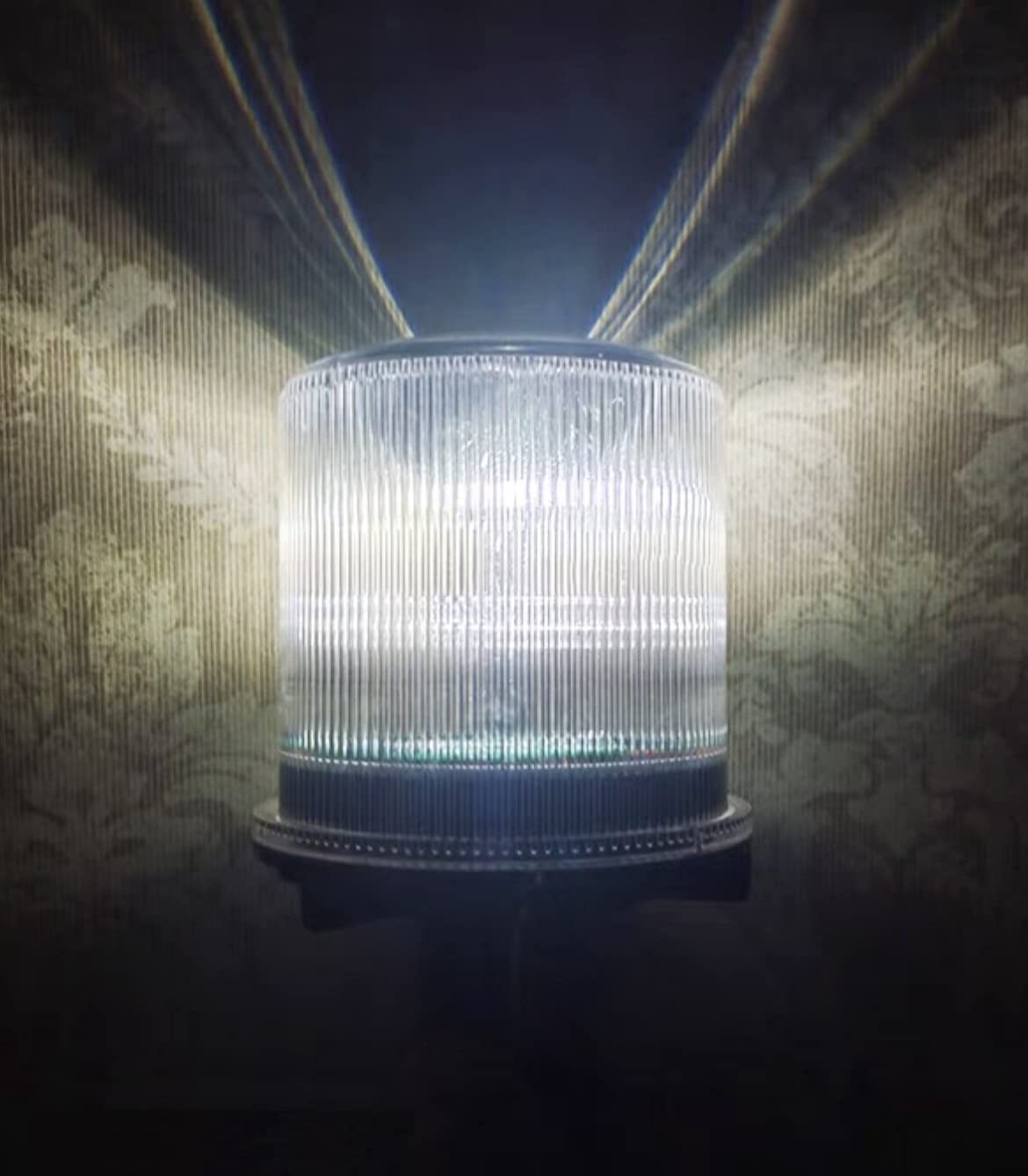 Solar Strobe Warning Light 360 Degree - Super Bright Waterproof IP48 ...