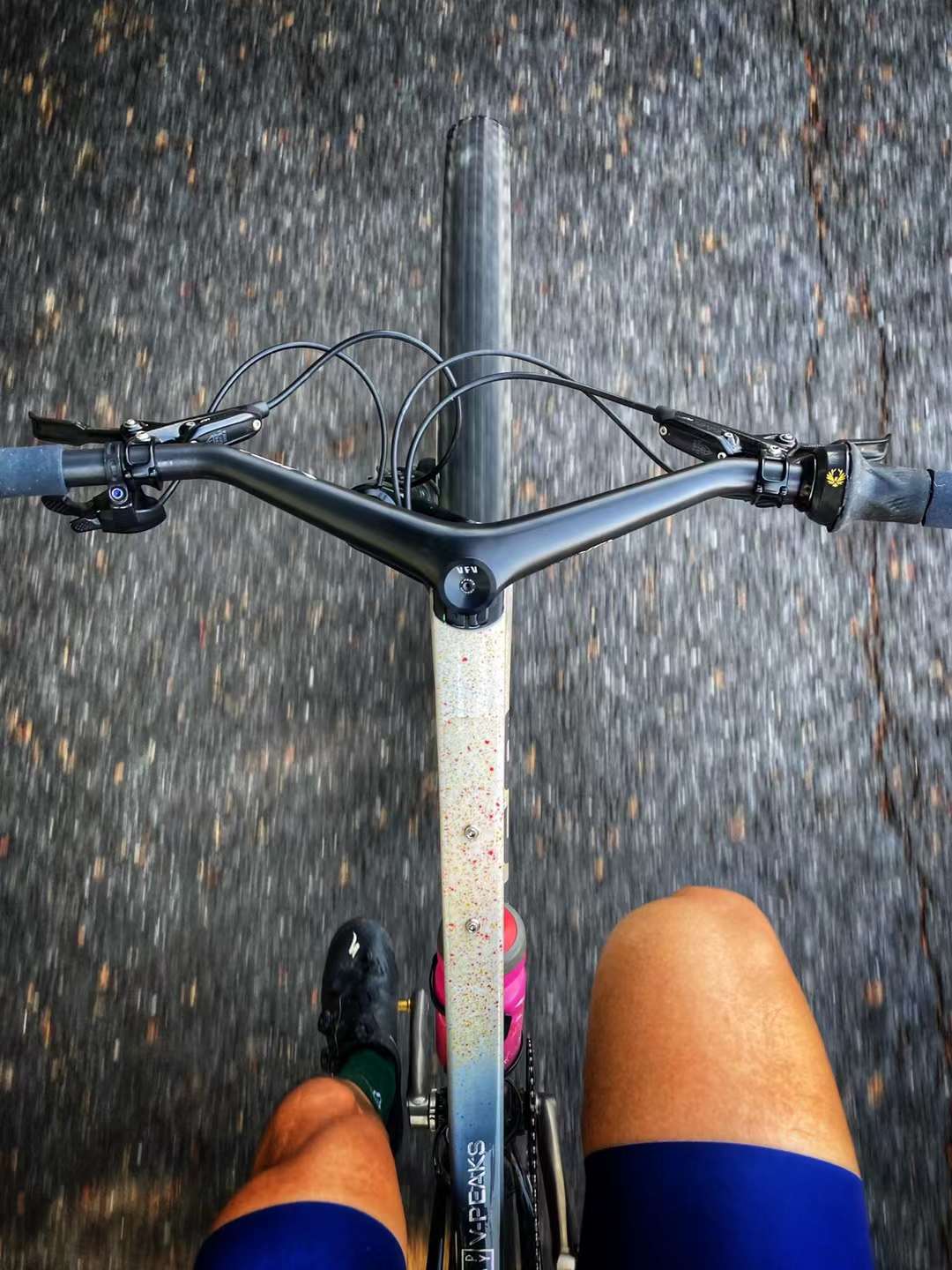 VFV-XC1 integrated handlebar