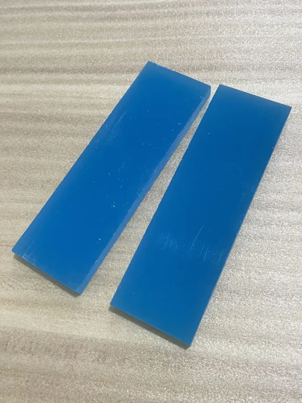 luminescent Moon Glow Resin Scales 130×40×7.0mm