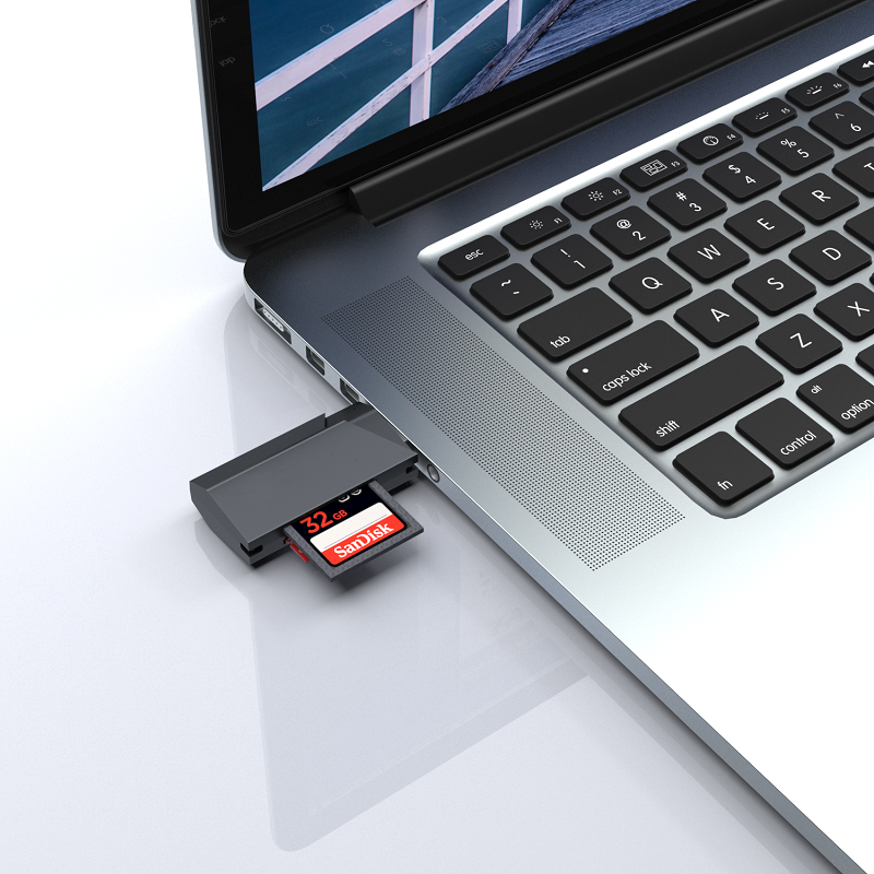 2-in-1 USB3.0 card reader supports SD/TF