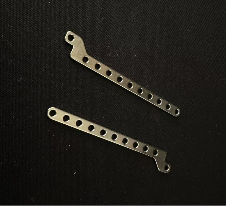 RTS Titanium Front Bulkhead Extension Plate