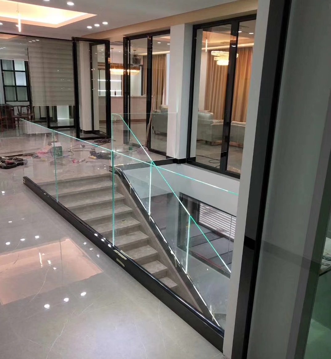 21.52mm U Channel Glass Railing for Balcony Deck Stair Railing Design