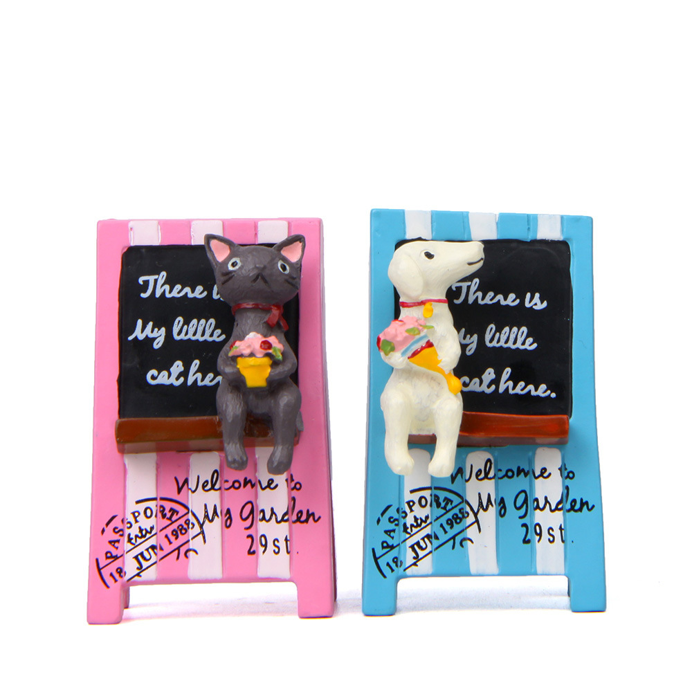 Kitten and puppy Blackboard Newspaper Desktop Decoration Toy