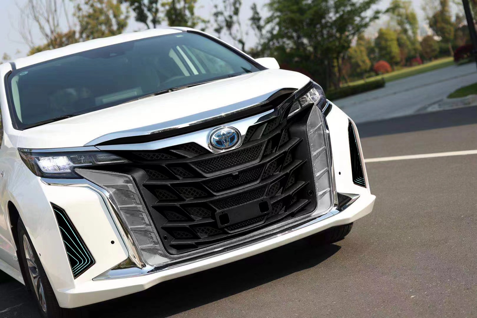 Body kit for Toyota Sienna 2021 year include front and rear bumper with ...