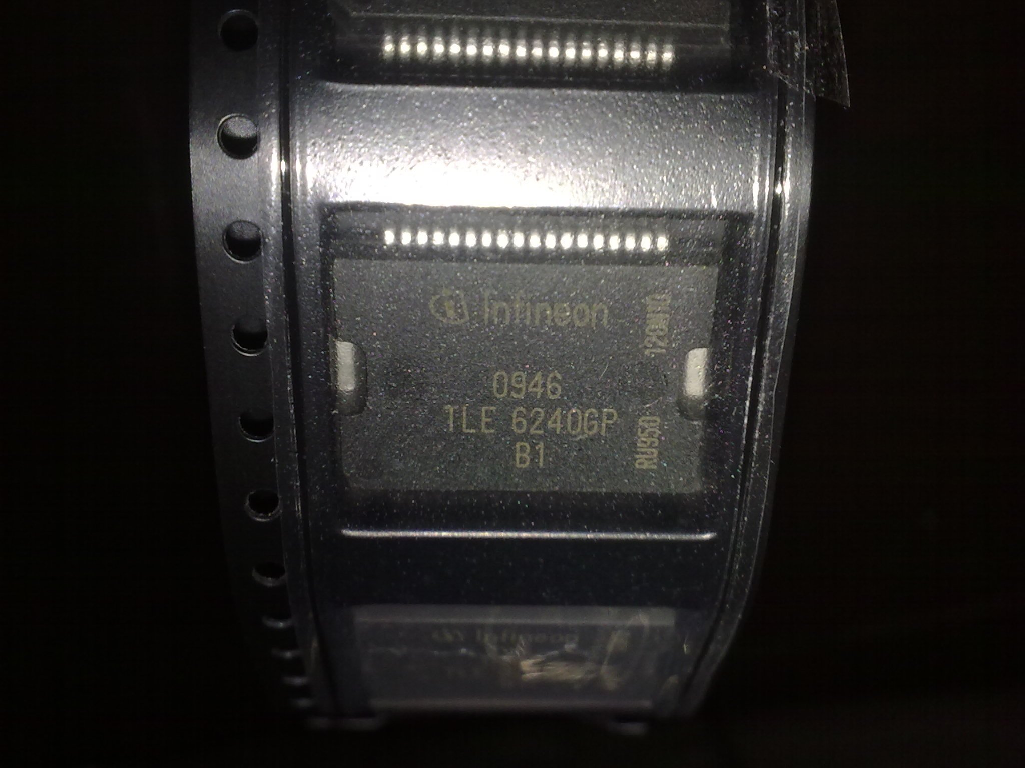 Infineon TLE6240GP Power Distribution Universal System Basis Chip HSOP-36