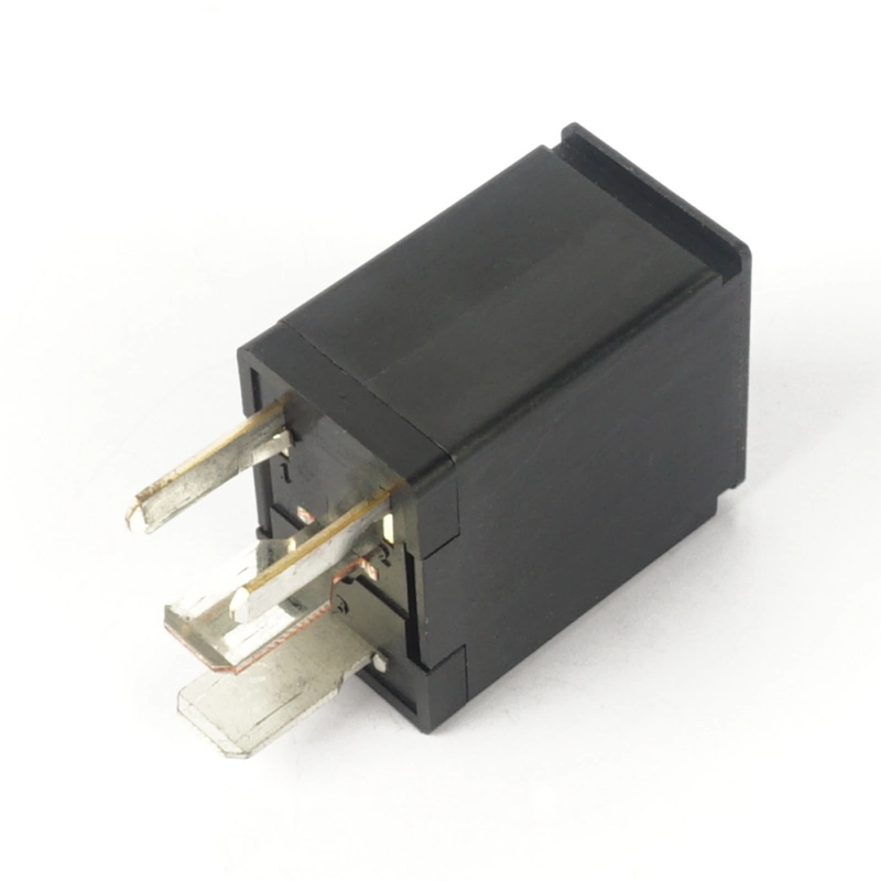 FoMoCo GU5T-14B192-GA 12VDC Automotive Power Relay | Gmoparts.com