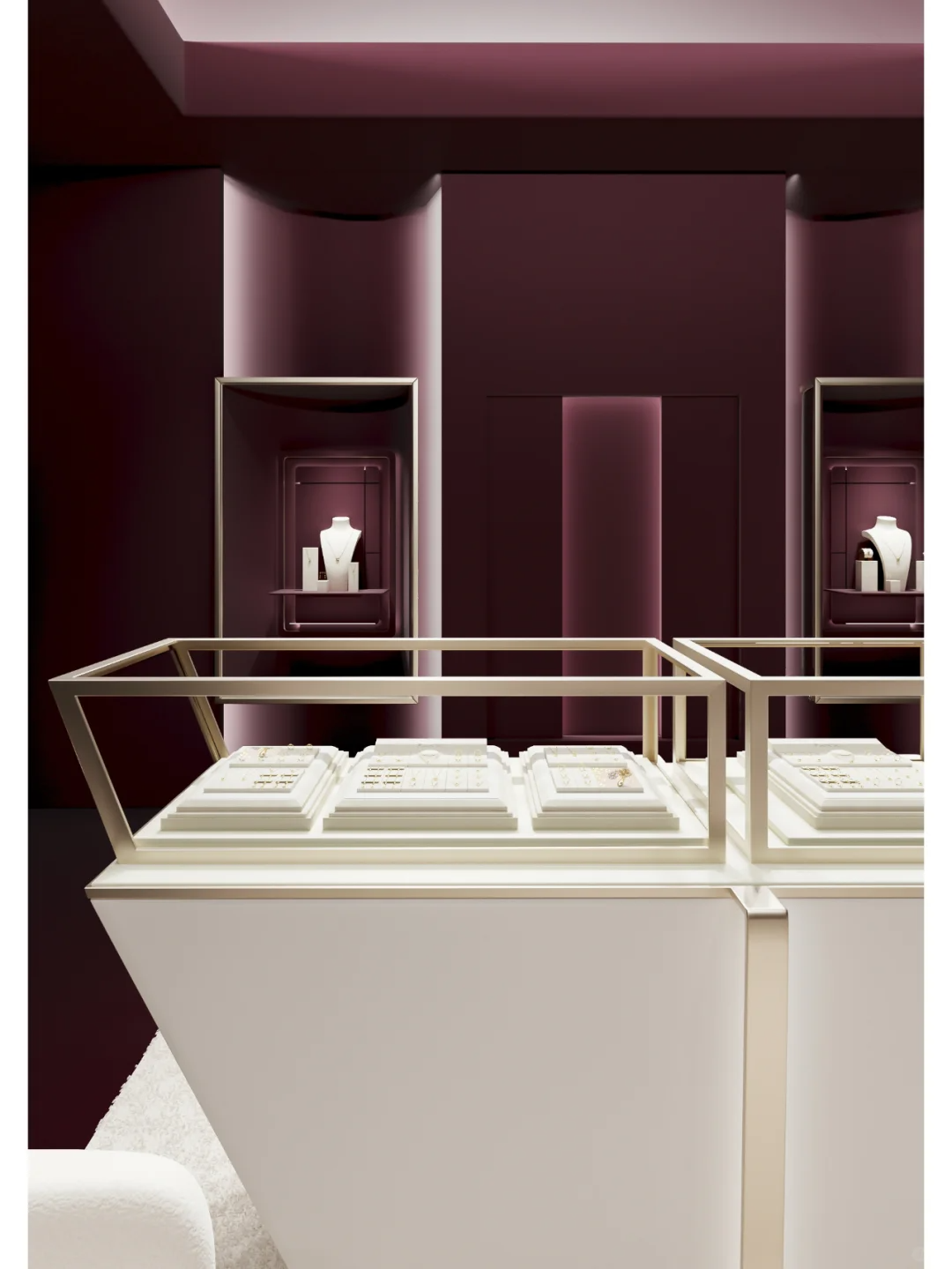 Tasting luxury brands with extraordinary elegance