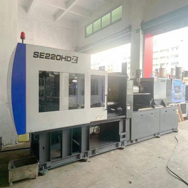 SE220HDZ summitomo injection molding machine