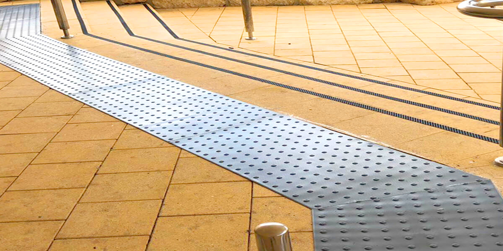 RUBBER TACTLE MATS,ACCESSIBLE BLIND TILES