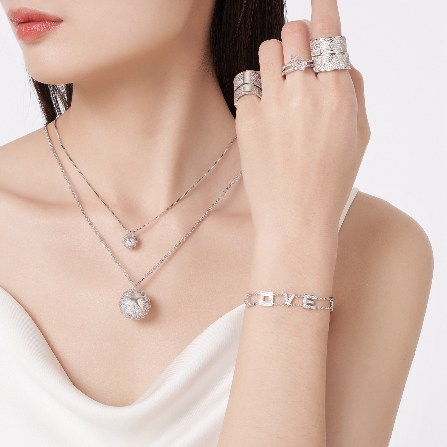 Sterling silver / brass jewellery of necklace and earrings