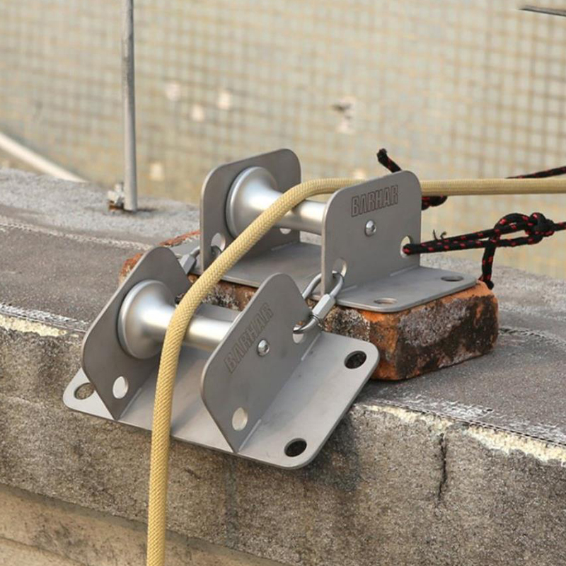 Pulley set protector for ropes