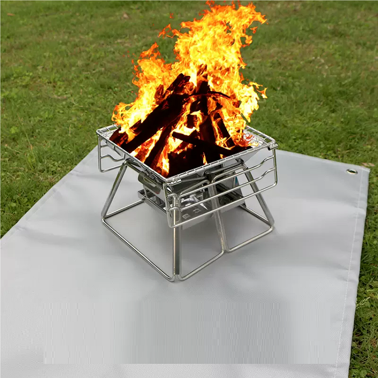 Outdoor camping fire mat