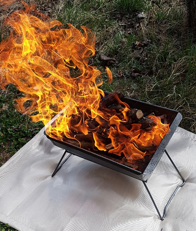 Outdoor camping fireproof cloth
