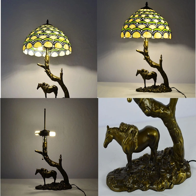 Tiffany Scale Pattern Table Lamp