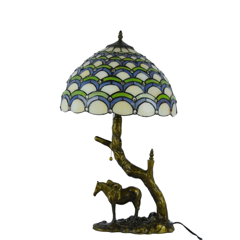 Tiffany Scale Pattern Table Lamp